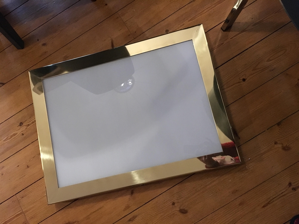 Messing Menu skab/kasse m/Lås & LED lys*